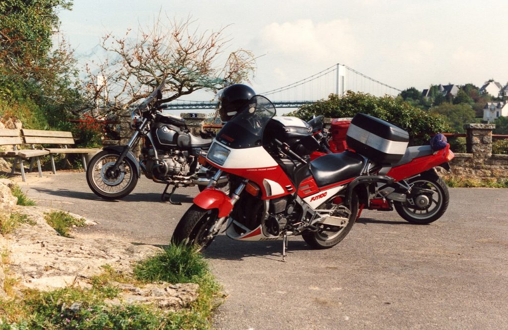Récit motard : Dominique - Le Nez dans le Moteur - Liberty Rider