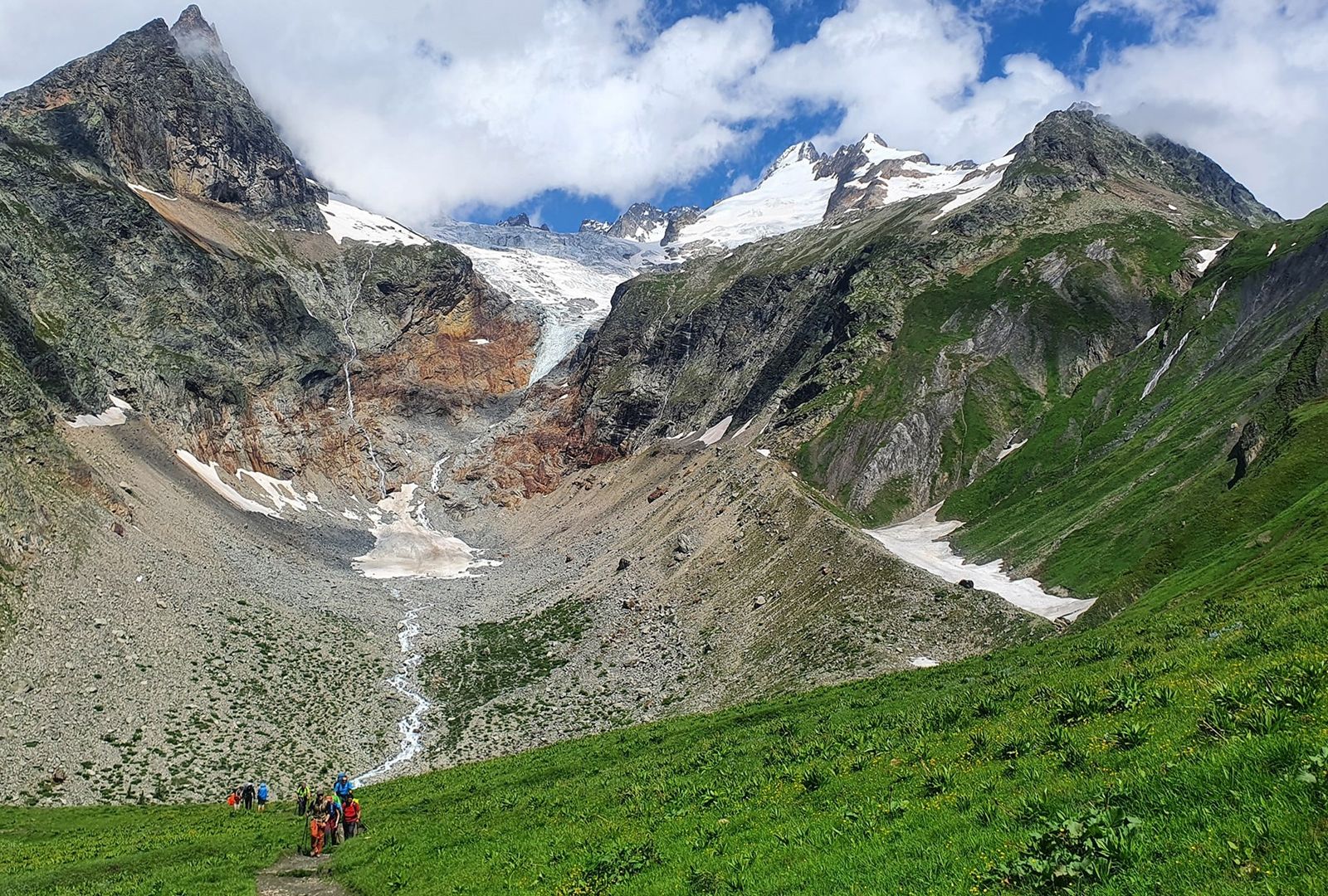 Rencontres entre motards : les rassos et les asso à connaître